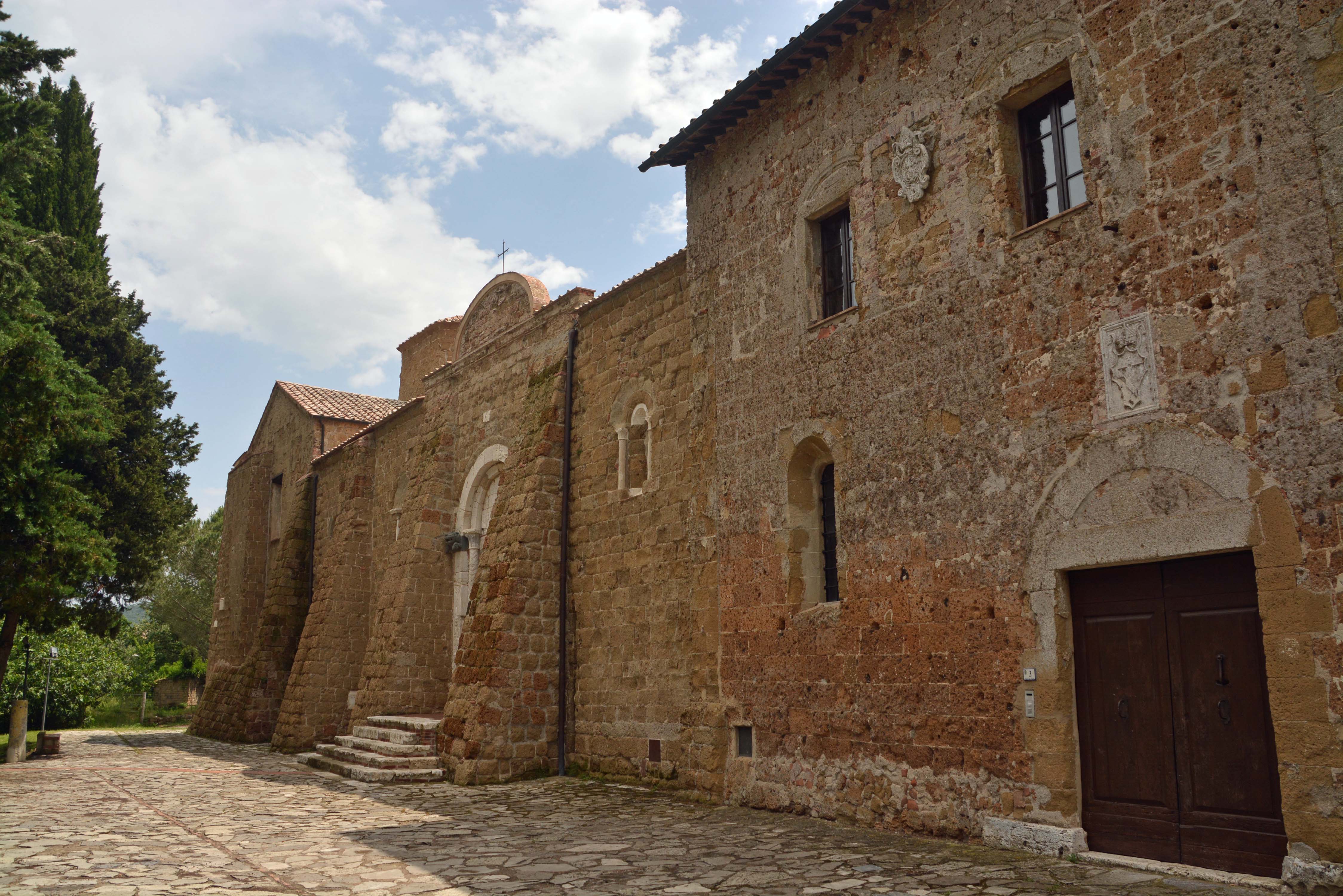 Mittelalterliches Sovana, östliche Toskana und Umbrien - Bikeing ...